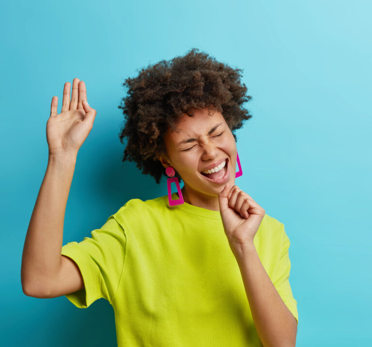 Here are some therapeutic effects from singing: